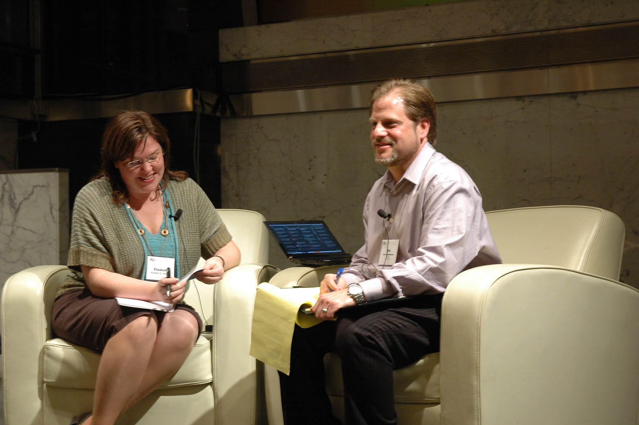 Pioneering Online Public Relations with Elizabeth Albrycht | Eric ...